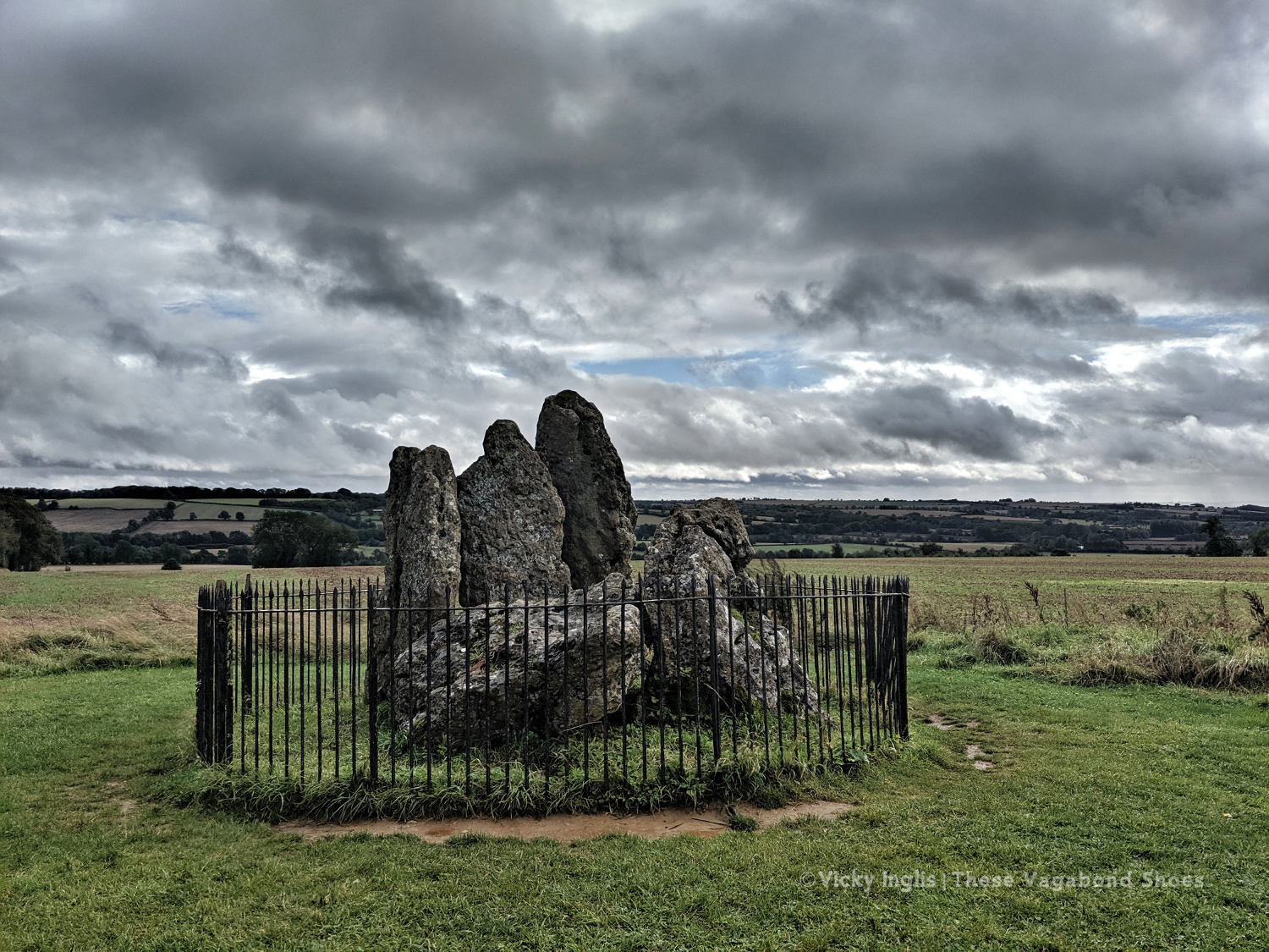 A mysterious walk to the Rollright Stones – These Vagabond Shoes.